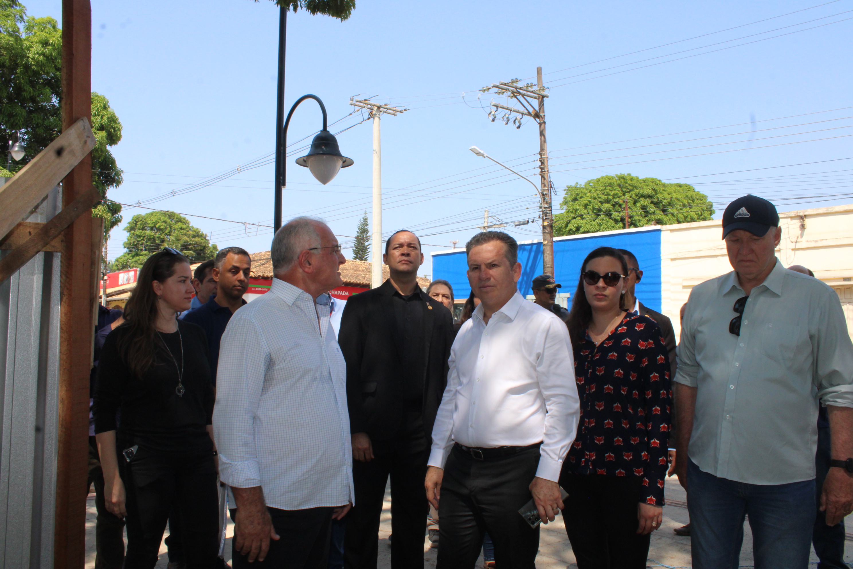 Praça Dom Wunibaldo: Prefeito Osmar Froner recebe Governador Mauro ...